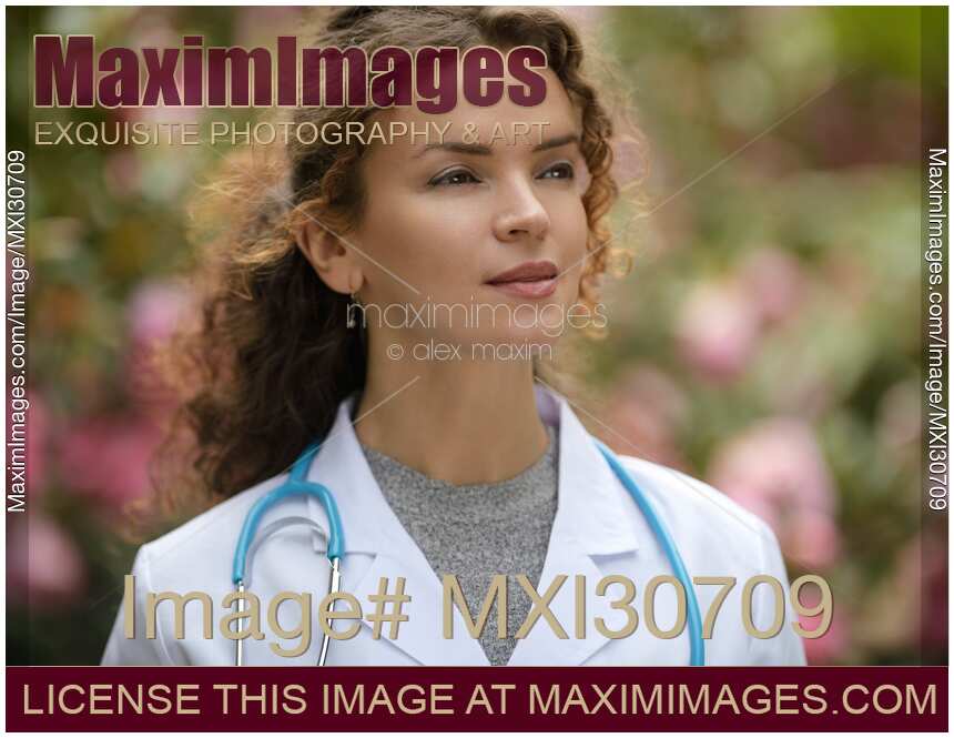 Photo of Woman doctor medical practitioner with an aspiring thoughtful ...